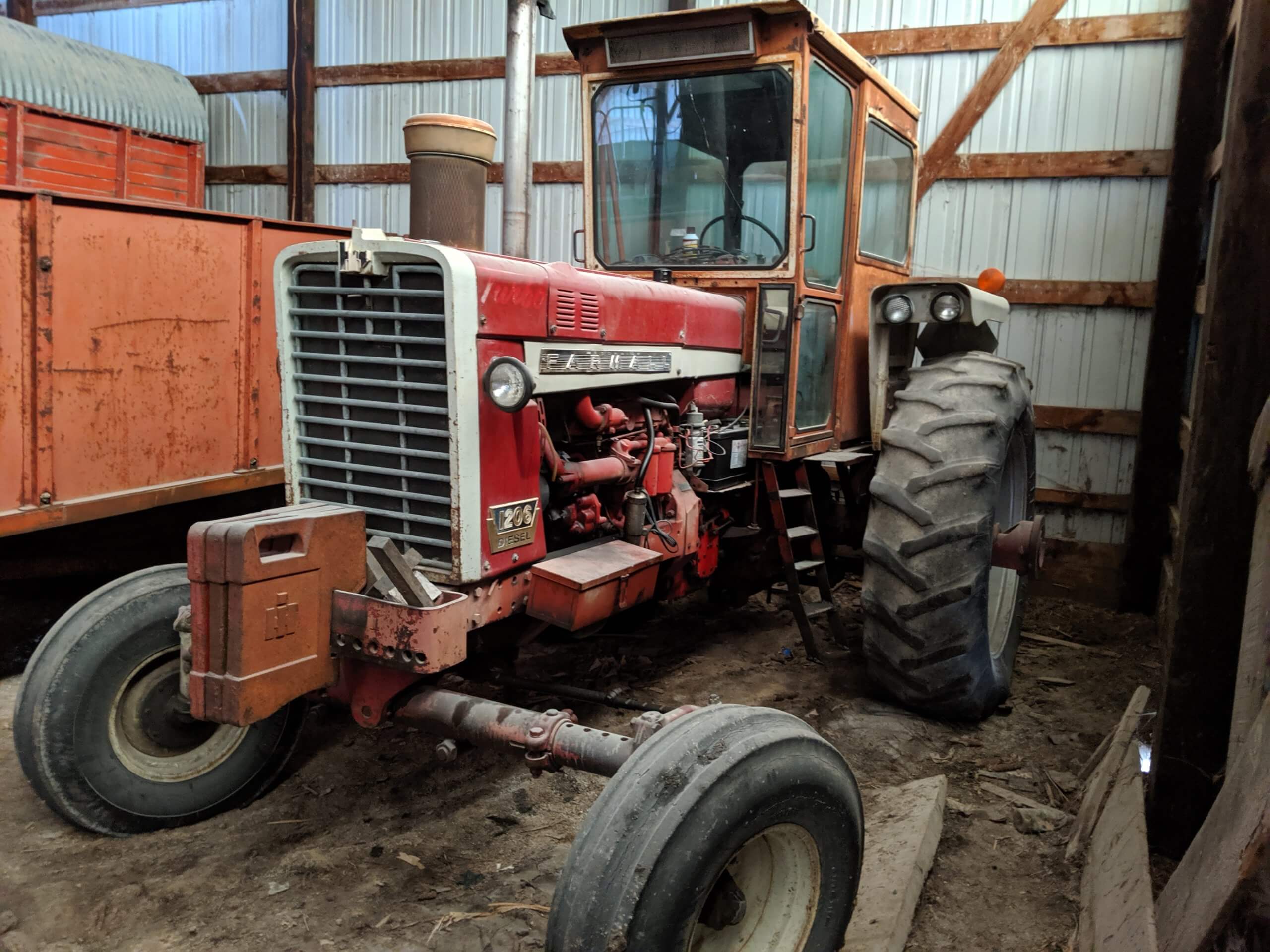 IH 1206 tractor for sale - Fox Auction Company